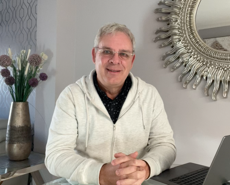 Free Training V1 - Developing An Income Online To Replace Your Pension