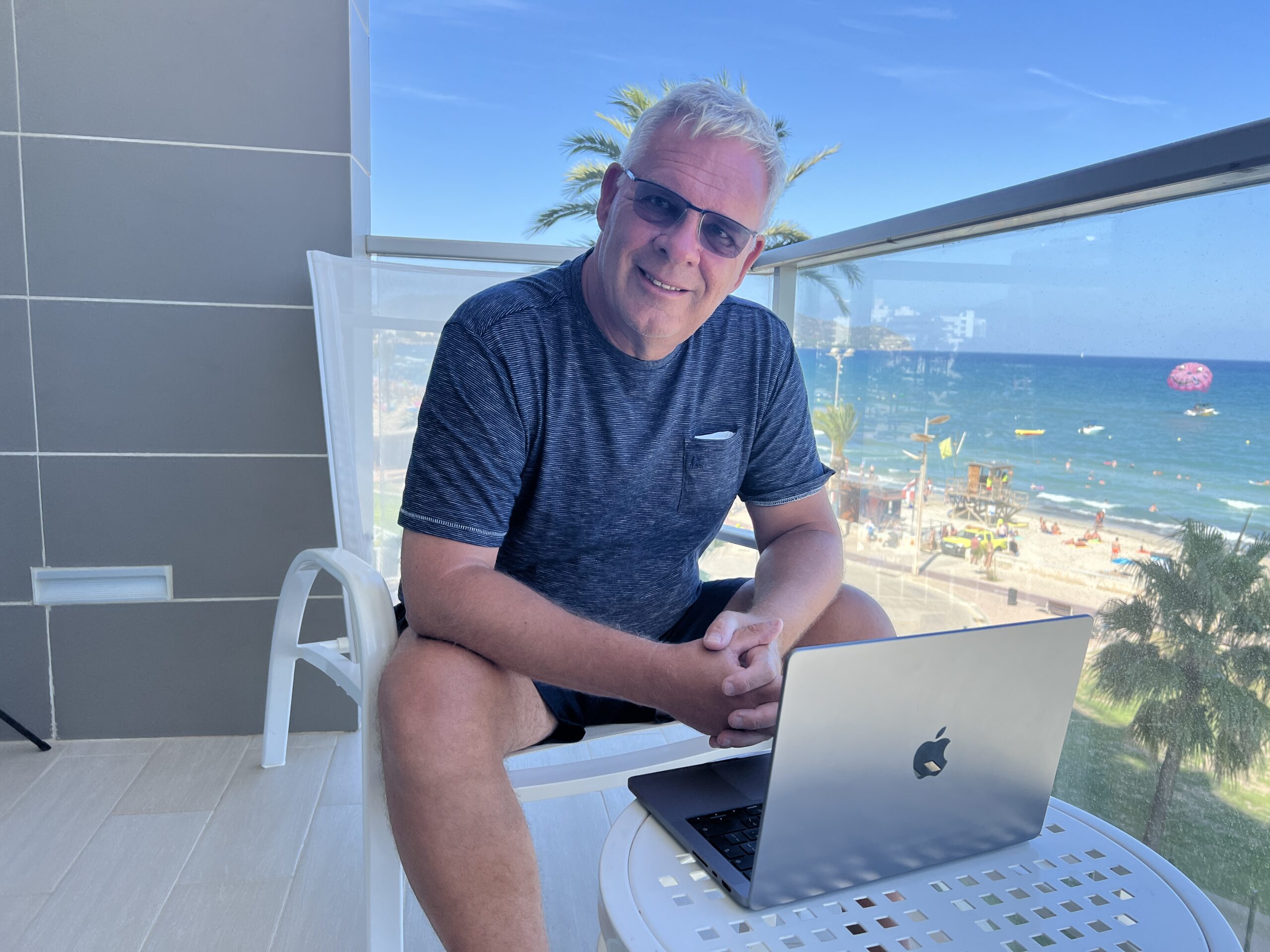 About Me - Developing An Income Online To Replace Your Pension